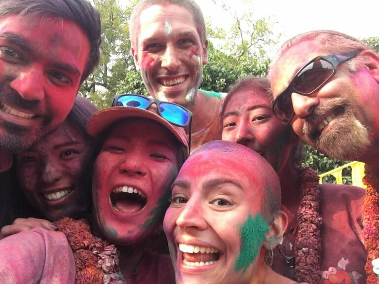 インドのお祭りホーリーの開催地や参加方法を徹底解説！ アジ達
